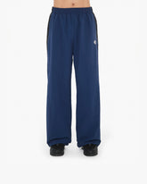 AKIMBO LOWS "BLACK PHANTOM" – VICINITY