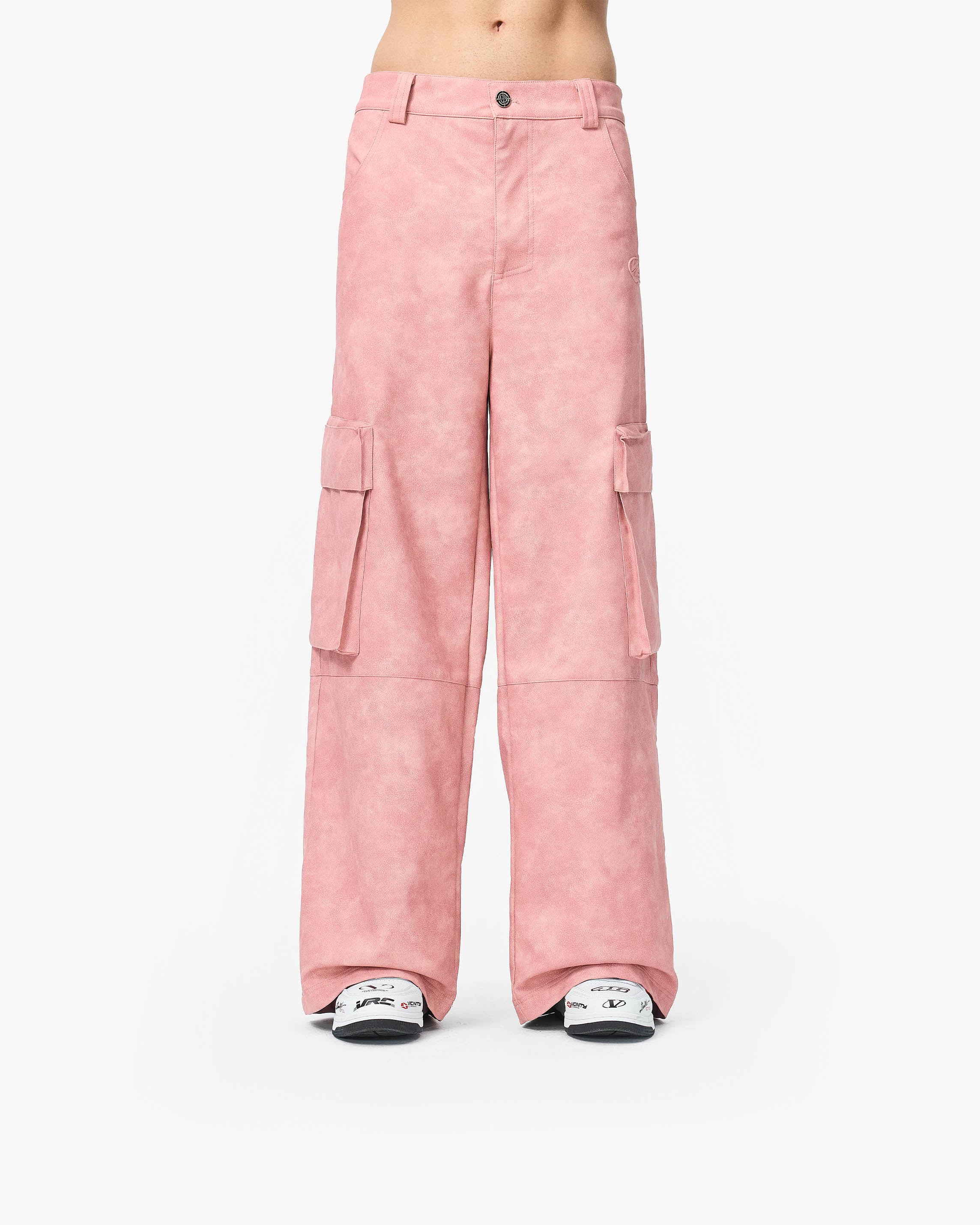 AKIMBO LOWS "BLACK PHANTOM" – VICINITY